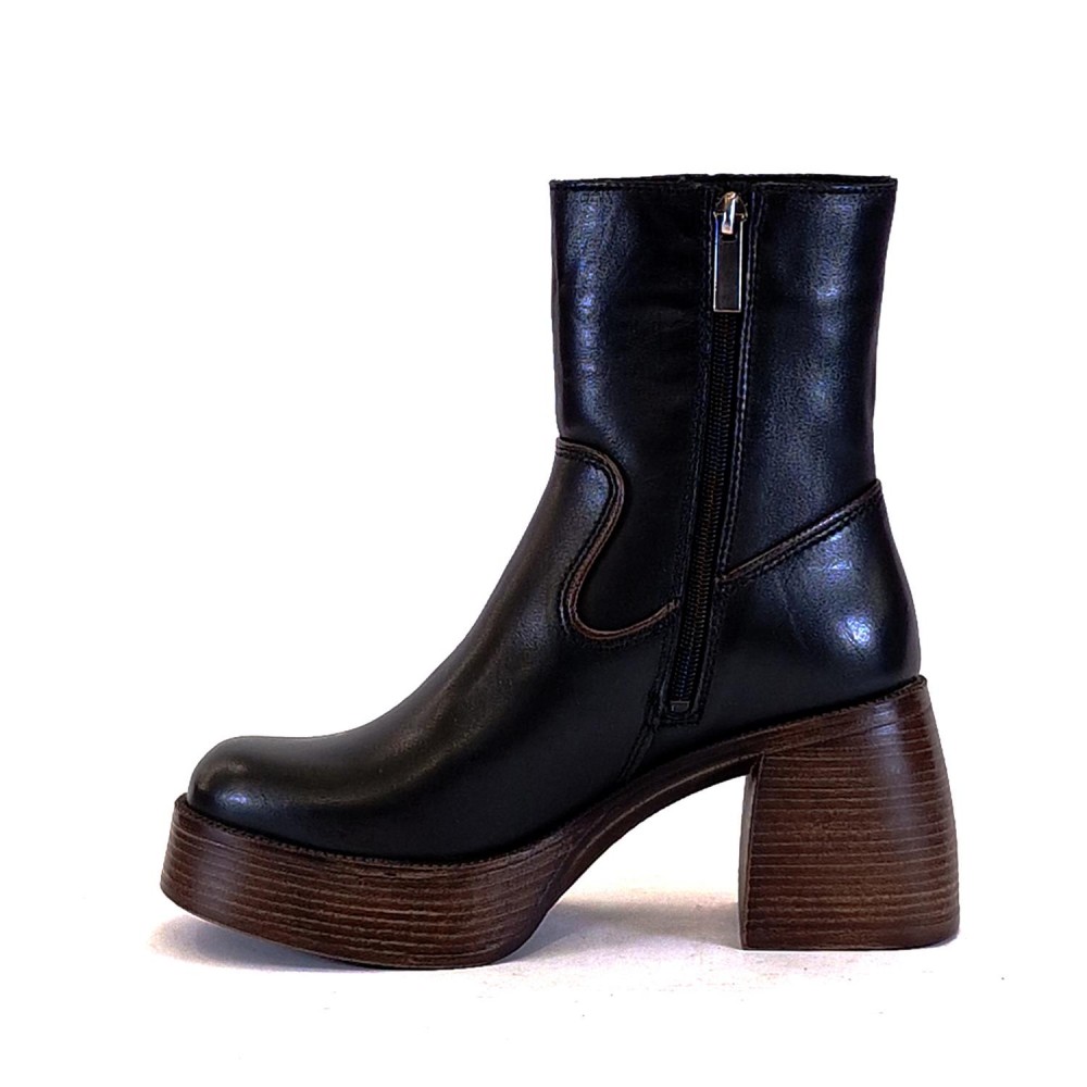 Botín VEXED Nair Piel Negra disponibles en THEWALKROOM Talla 37 Color NEGRO